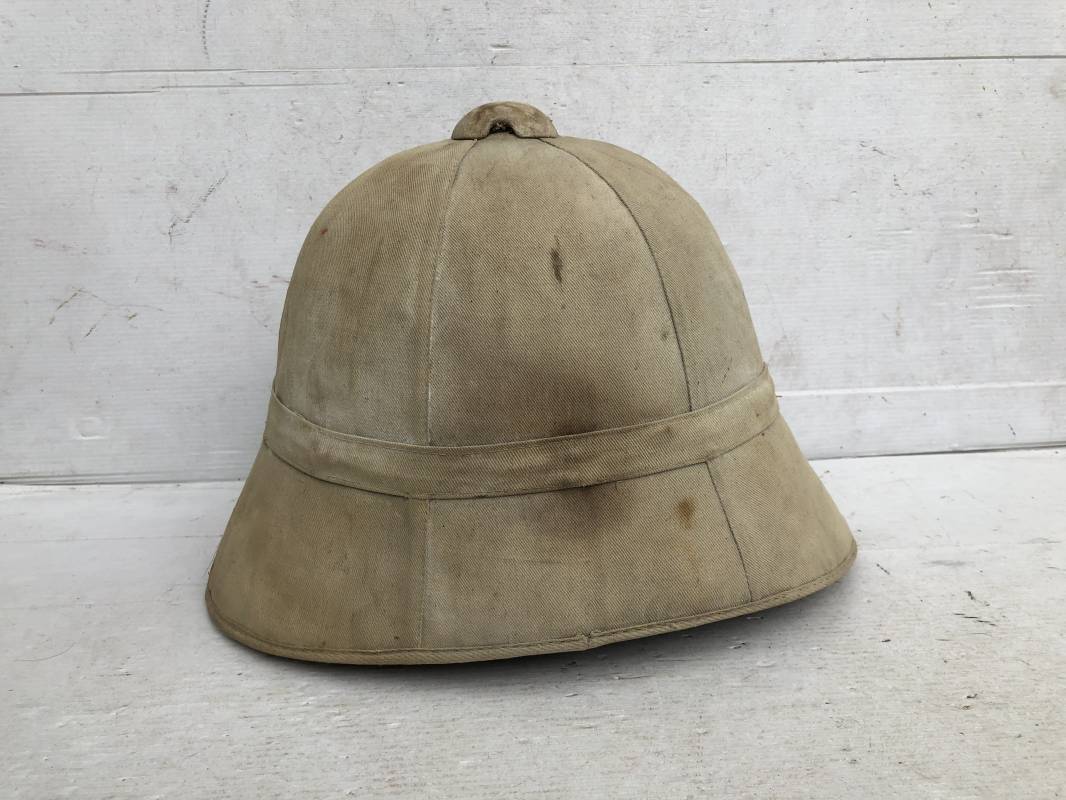 Casque Colonial Mdle 1886 Blanc Pain de sucre - Ventes d'antiquités ...