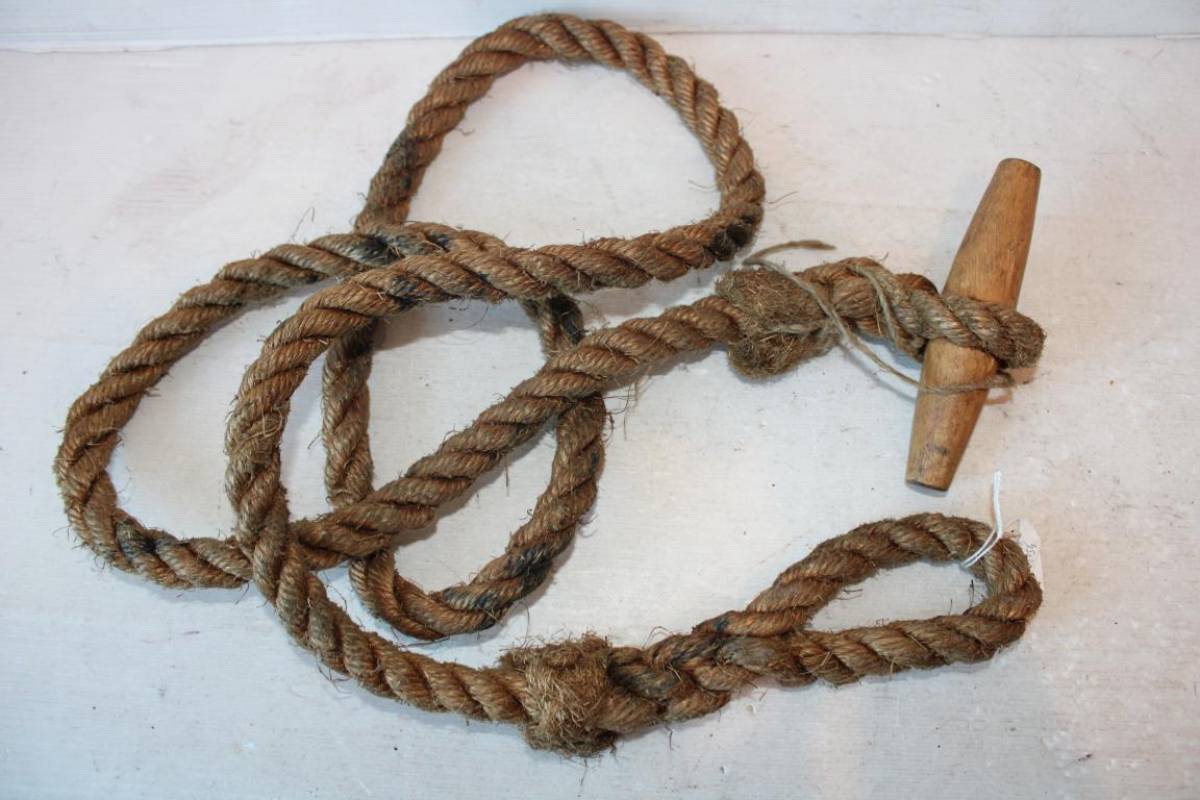 Corde d'escalade commando Toggle Rope - Ventes d'antiquités militaires ...
