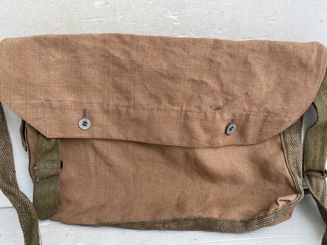 Musette Individuelle Mdle 1892/35 toile cachou Daté 1940 - Ventes d ...